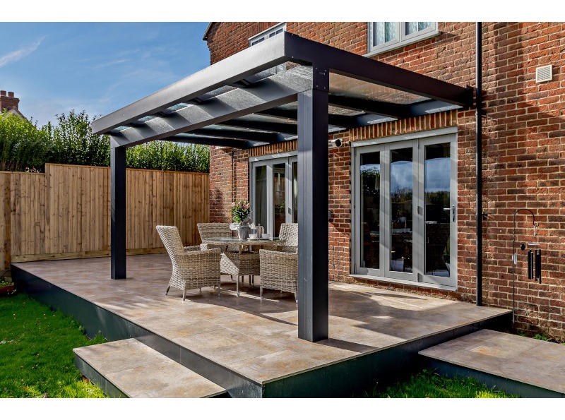 Ultra Modern Veranda | SunSpaces